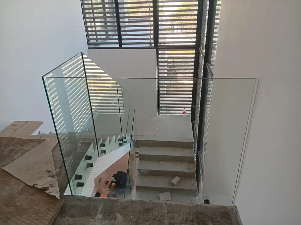 Glass Balustrade: Enhance Style & Safety in Your Home | Elitechgroup